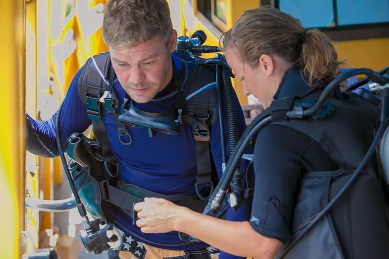 PADI Open Water Diver Manual Answers: Chapter 3 Knowledge Review